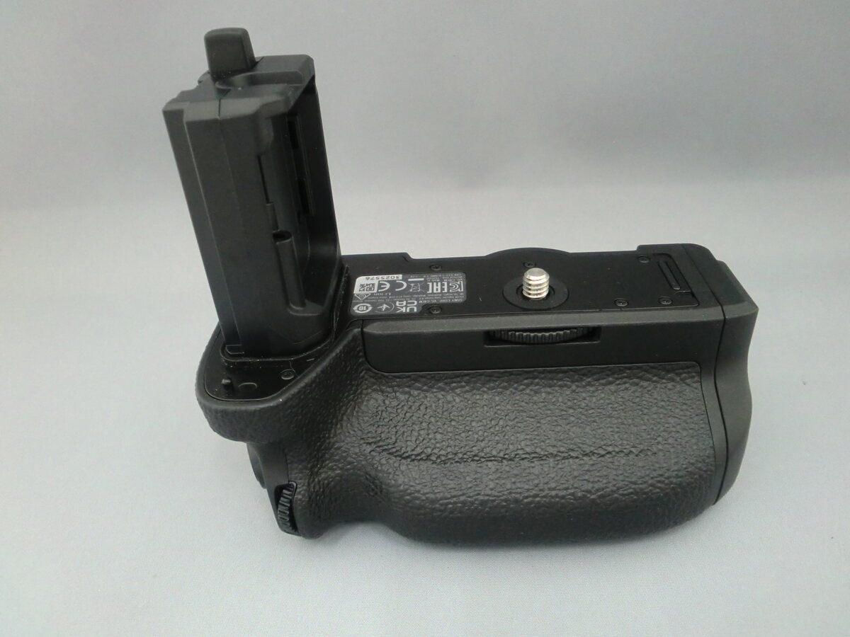 中古】ソニー 縦位置グリップ VG-C4EM｜｜カメラのキタムラネットショップ